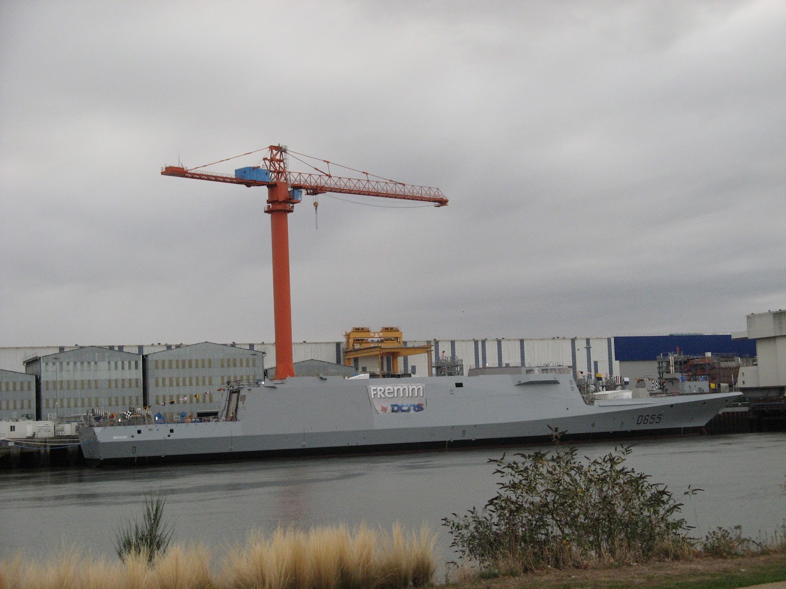 La Marcophilie Navale Envelopmer: FREMM BRETAGNE D655 un numéro à ...