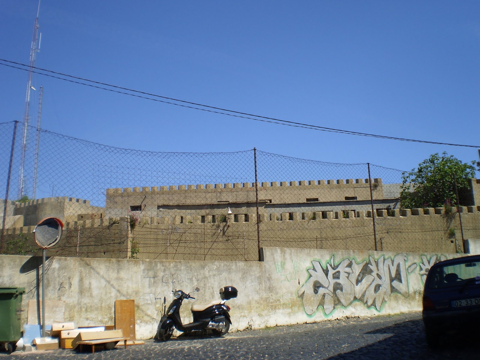 O AÇOR: O Castelo de Almada