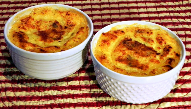 The Iowa Housewife: Individual Country Grits and Sausage Casseroles