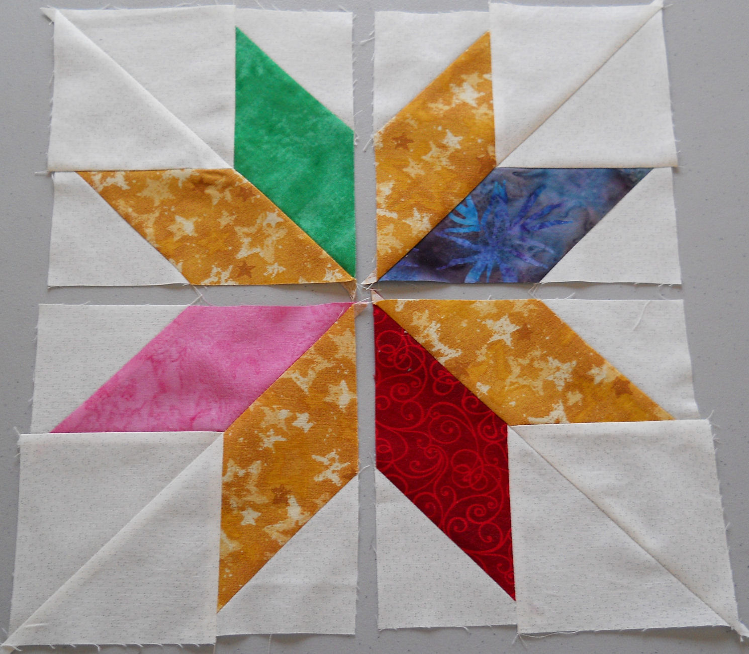 RamblingThreads: Exploring 8-Pointed Star Quilt Block Construction Options