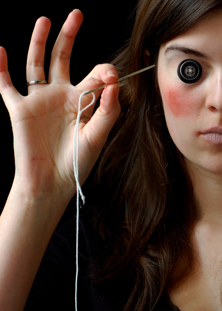 Pensamentos no divã: Coraline e a Tríade Edípica