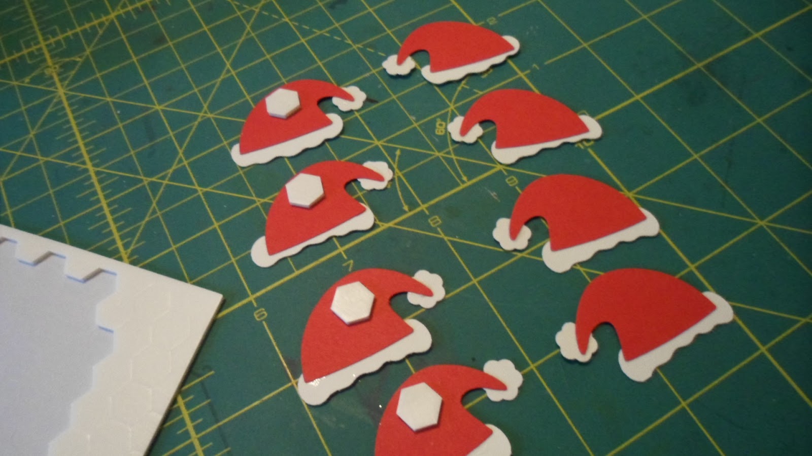 Cricut When I Can: Santa Hat Paper Clip