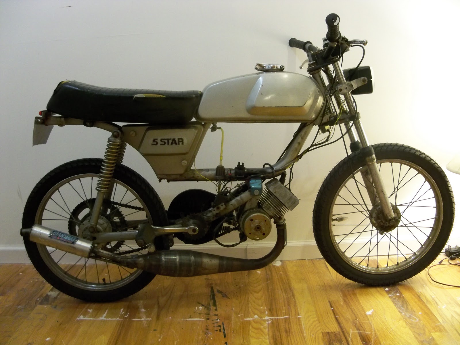 Re: My Italian Moped wants to be French — Moped Army