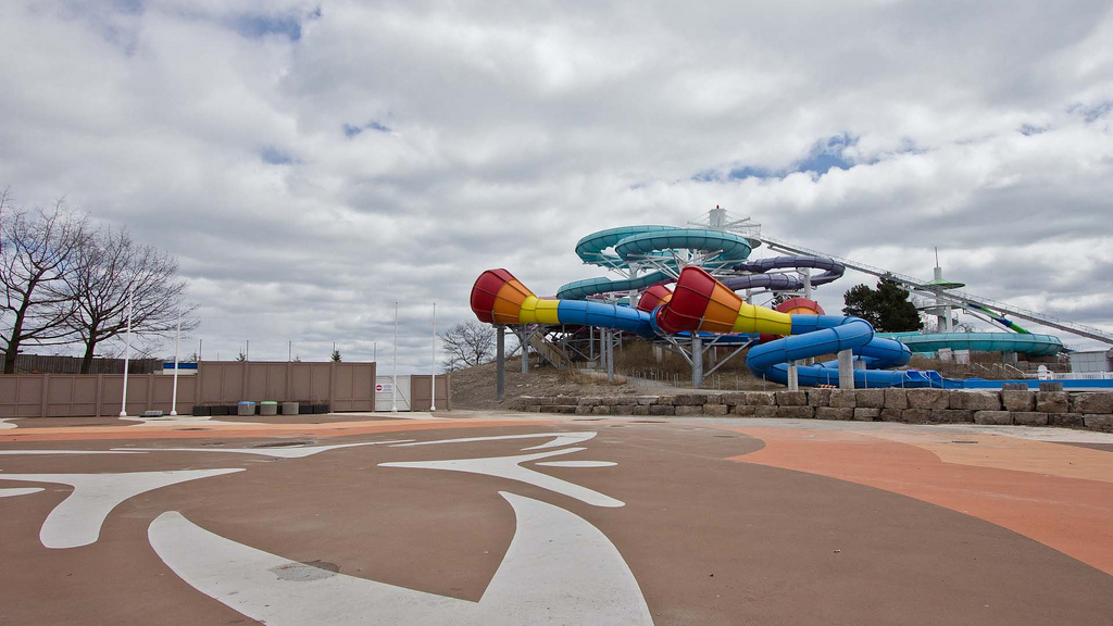 InSanity lurks Inside: Canada's Wonderland- New Waterslide Arrives?