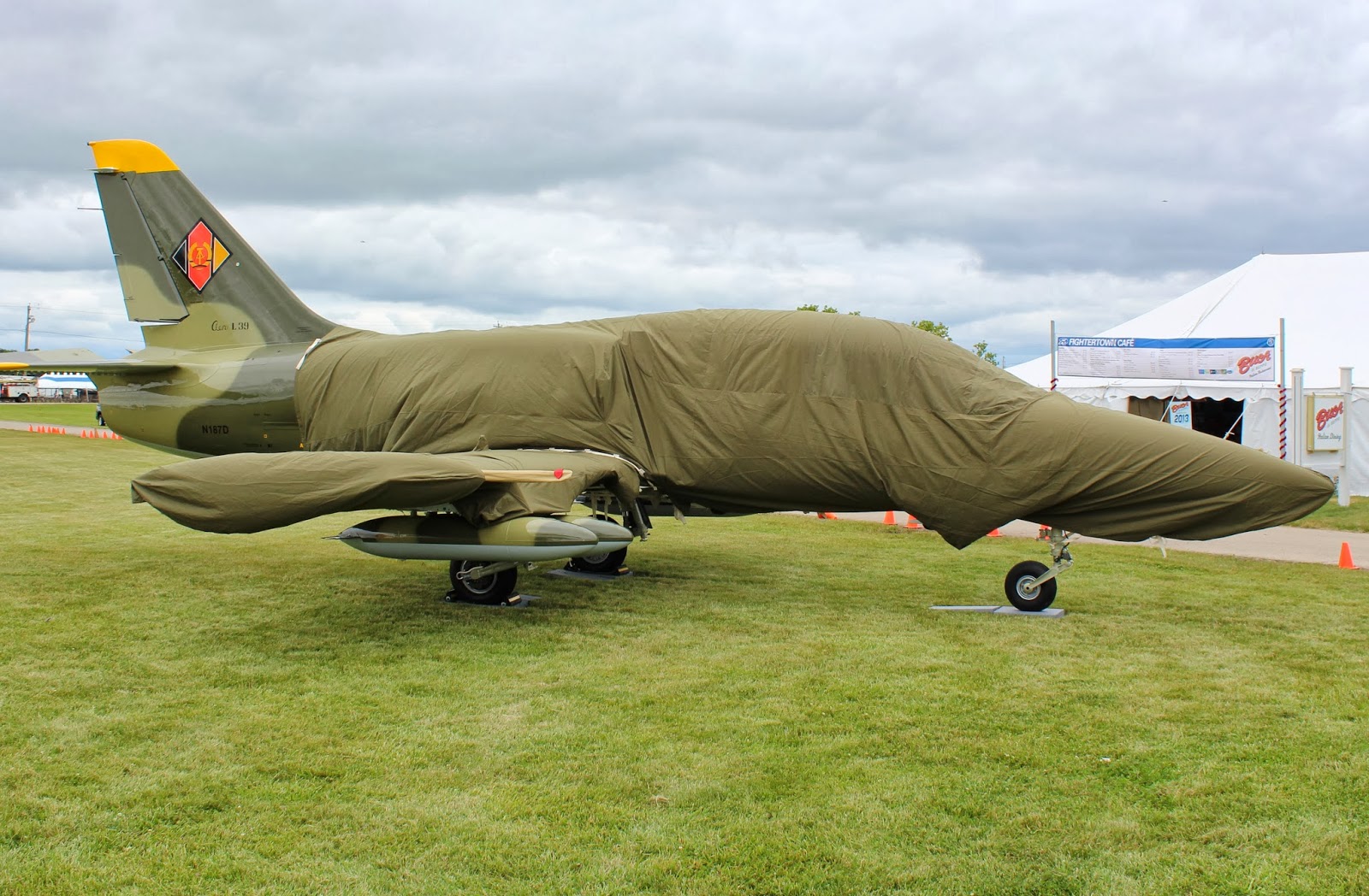 The Aero Experience: EAA AirVenture Oshkosh 2013: L-39 Albatross Is the ...