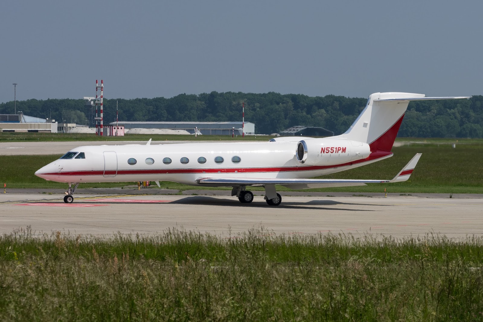 FLUGZEUGE Privatjets etc: N551PM Gulfstream G V-SP G550 GLF5