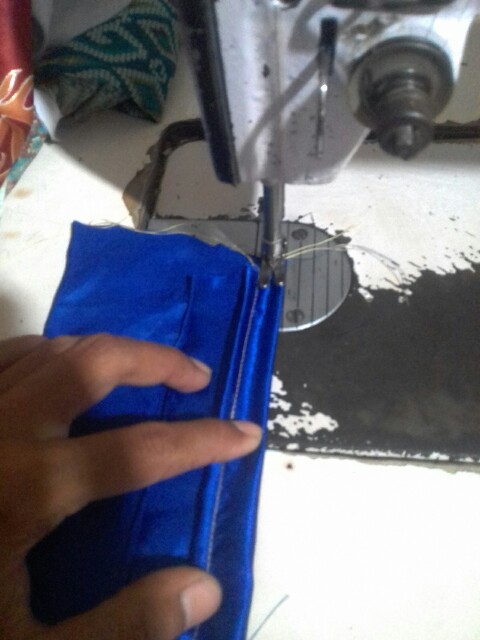 Cara membuat opnaisel sebagai variasi jahitan dalam pembuatan busana