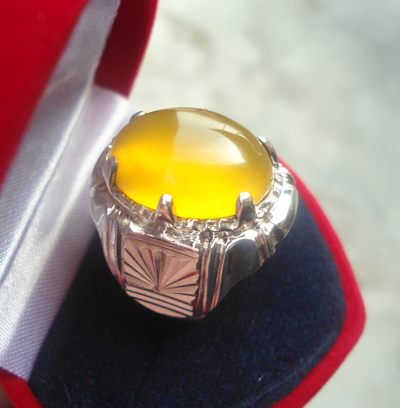 JAUHARI PERMATA: CINCIN AKIK DARAH ASLI DAN CINCIN AKIK KUNING YAMAN ...