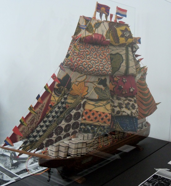 De tante van Tjorven: Six Yards Guaranteed Dutch Design in MMKA