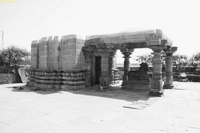 CHALUKYAS: Kalleshwara Temple, Hire Hadagali in Bellary district