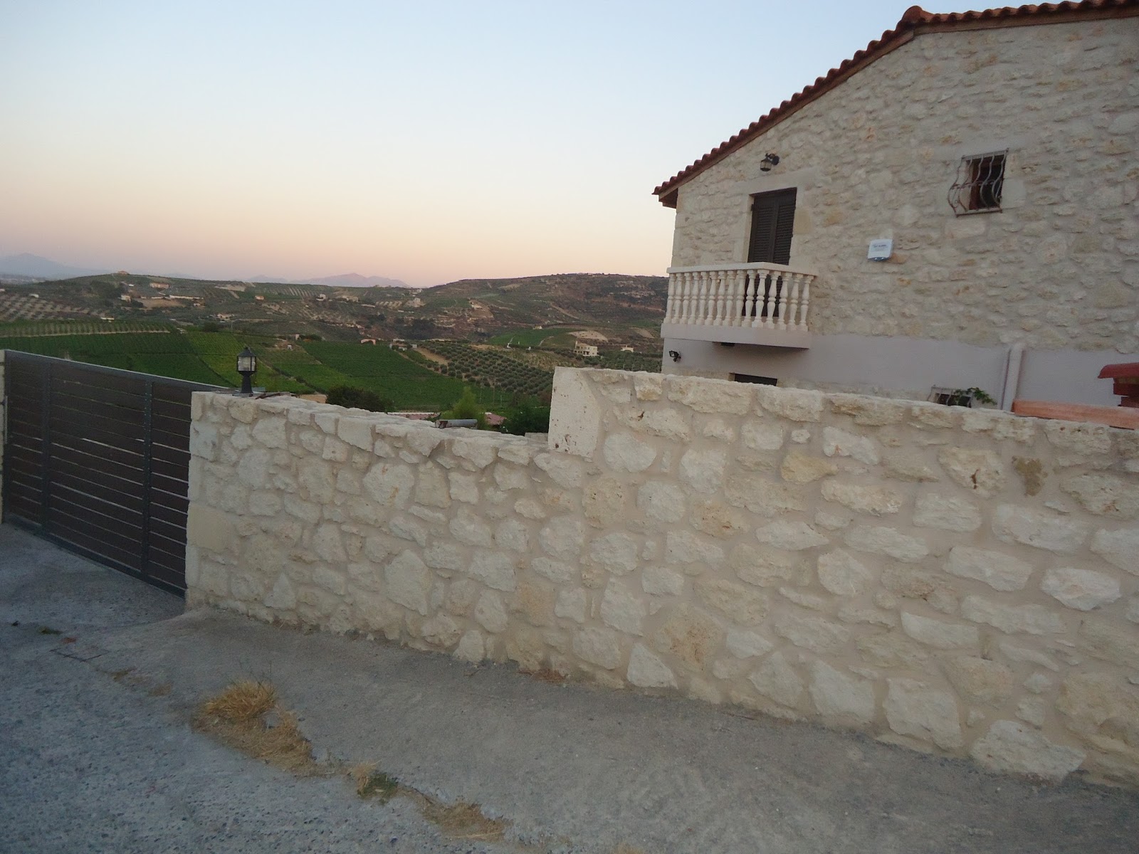 Κατασκευες κηπων με πετρα: AKROGONOS INTERNATIONAL GROUP ΑΝΤΙΠΡΟΣΩΠΕΙΕΣ ...