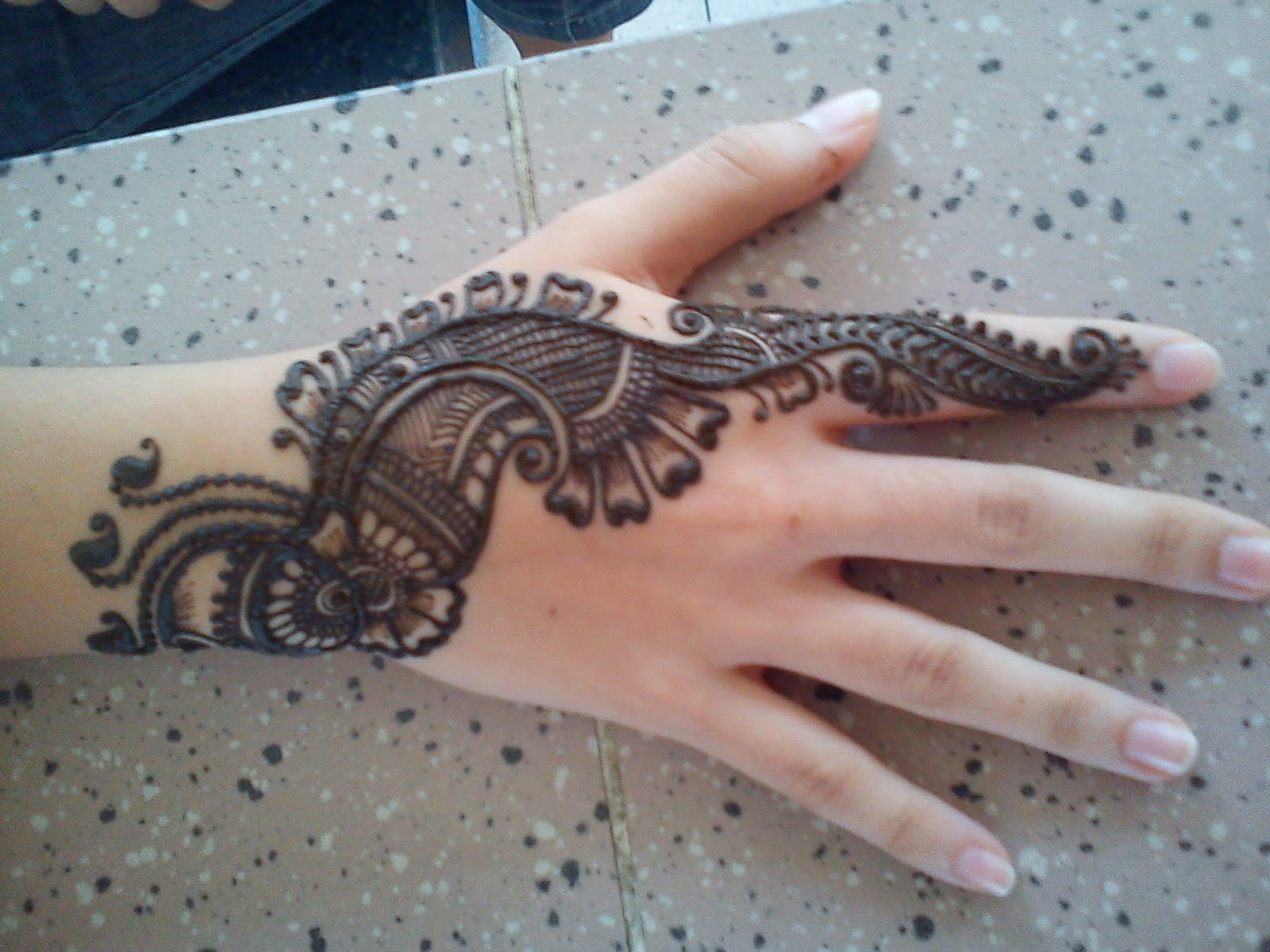 Samarpan Arts: Henna for Hari Raya