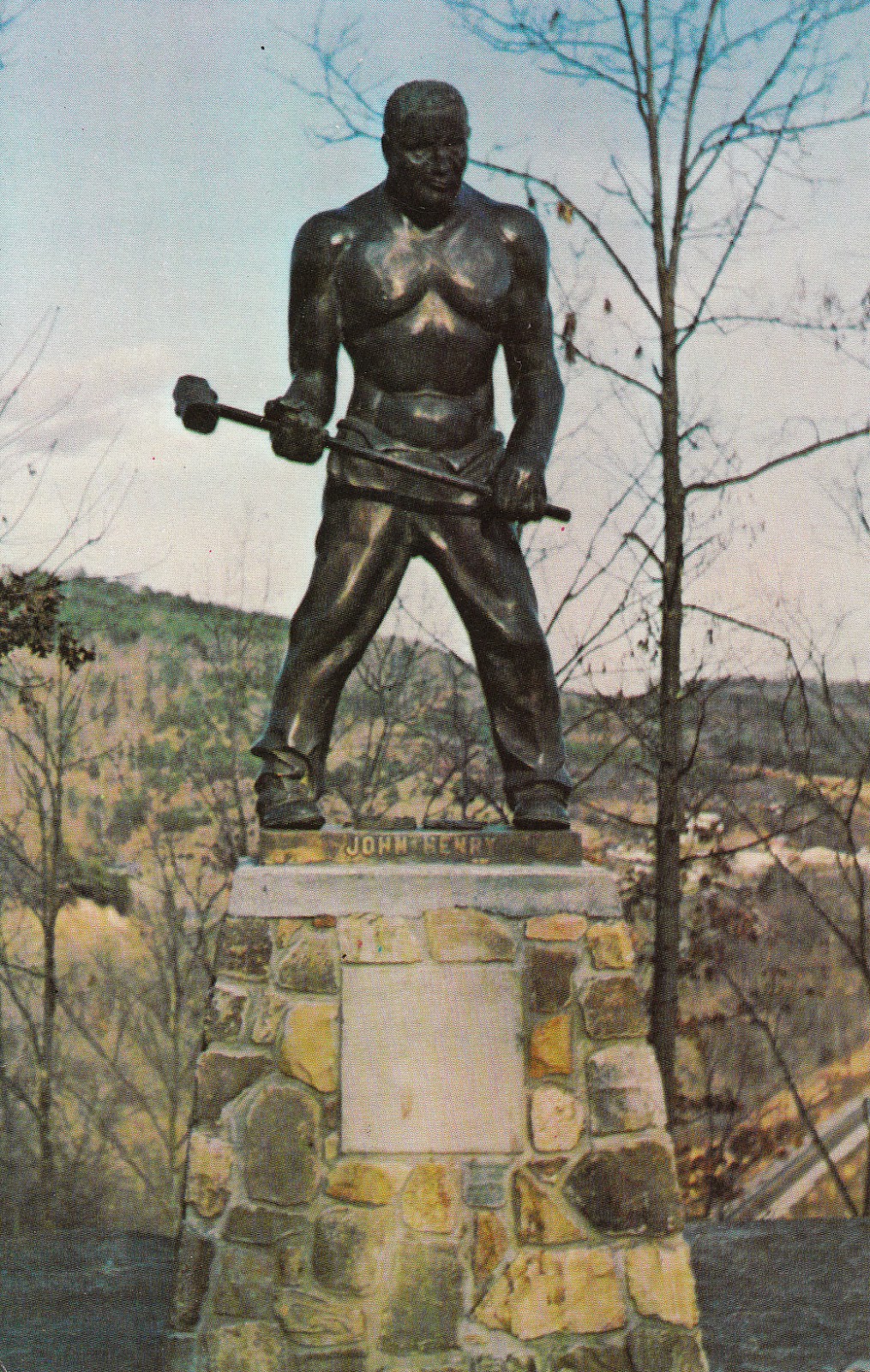 The Carpetbagger: Strange Statues of the South