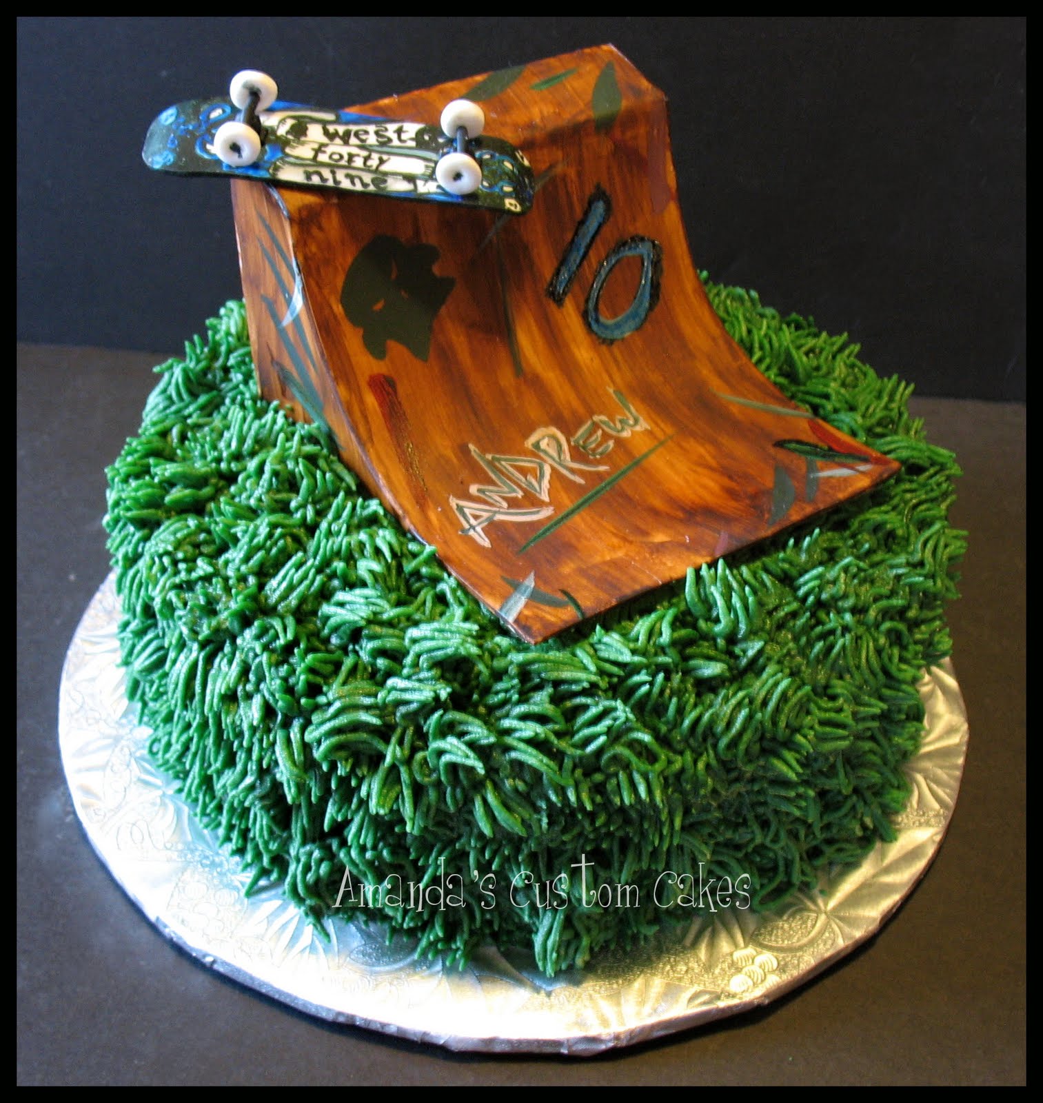 Amanda's Custom Cakes: John Deere Tractor and skateboard cakes