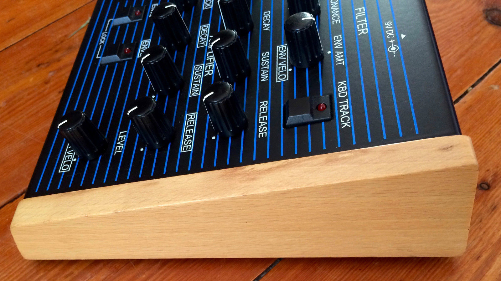 MATRIXSYNTH: ACCESS OBERHEIM MATRIX Synth Midi Programmer SN A19600396