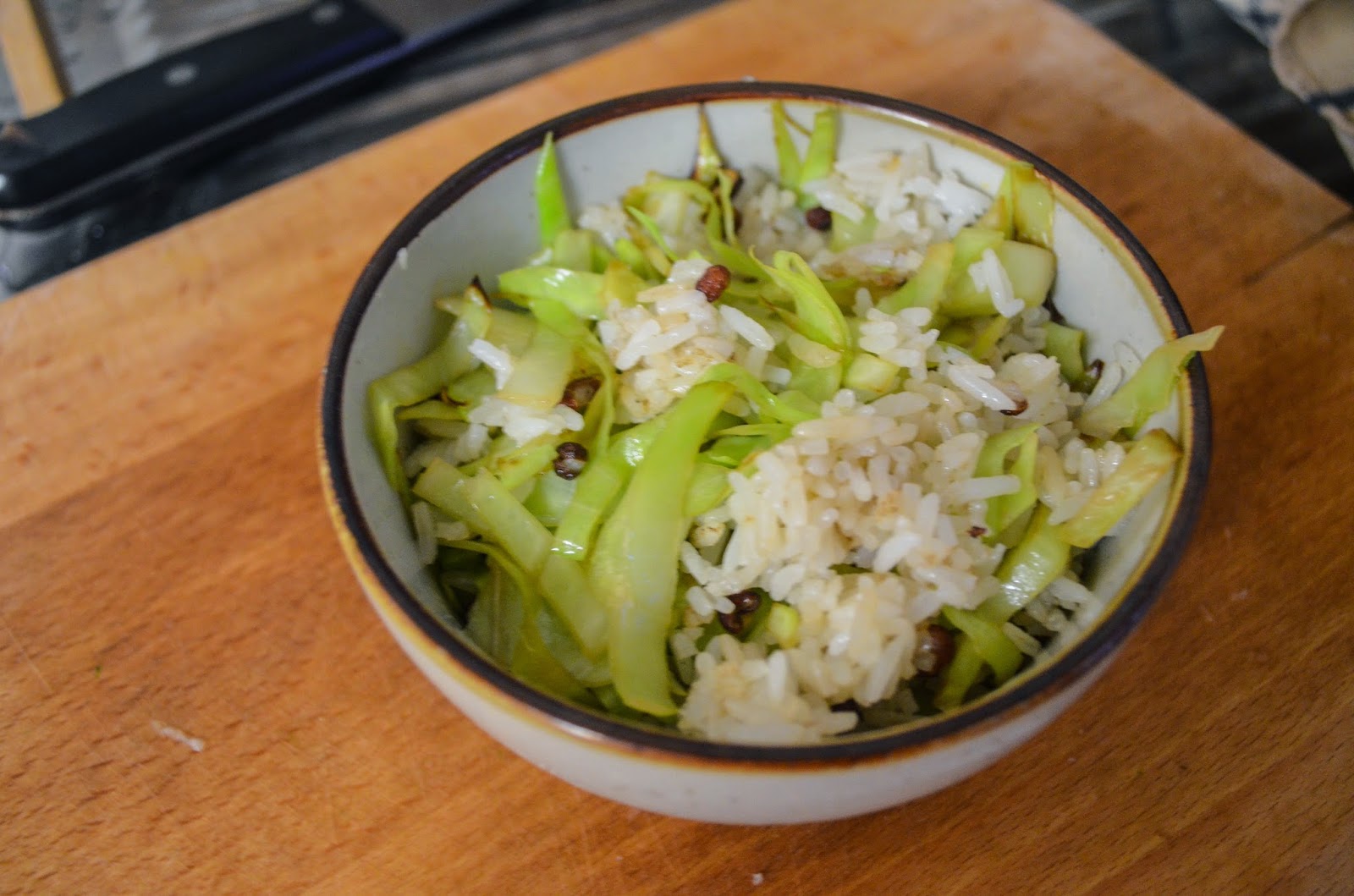 Baguettes et Cuillère: Riz Cantonais au chou vert