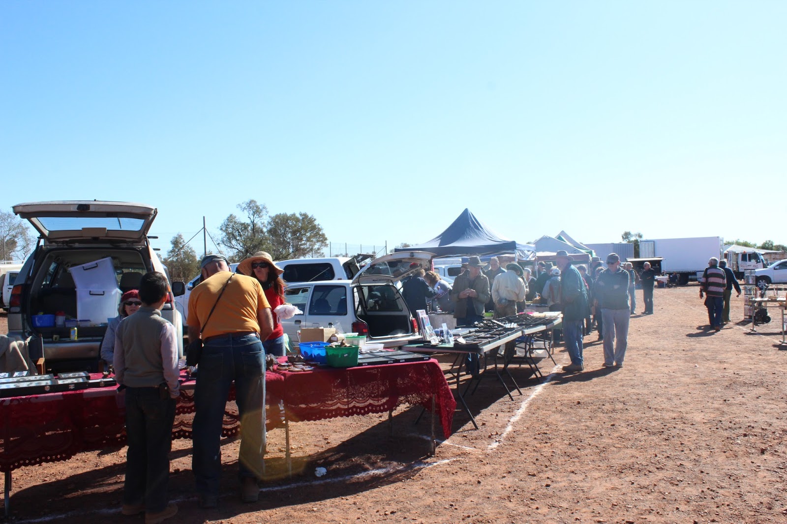 Australian Outback Adventures: Yowah Opal Festival (Cheapest Opals in ...
