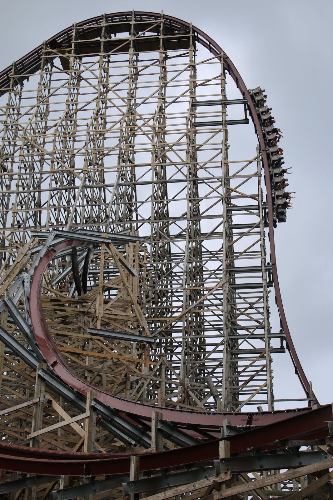 Cedar Point: Steel Vengeance Review and Trip Report, August 2018 ...