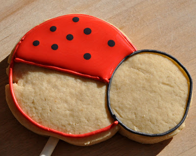 Beki Cook's Cake Blog: You're My Little Love Bug... Cookies