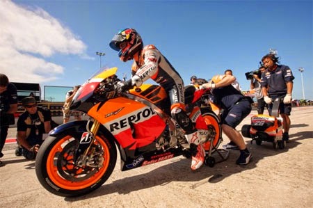 Gambar Motor Balap Honda RC213V | Koleksi Gambar Motor