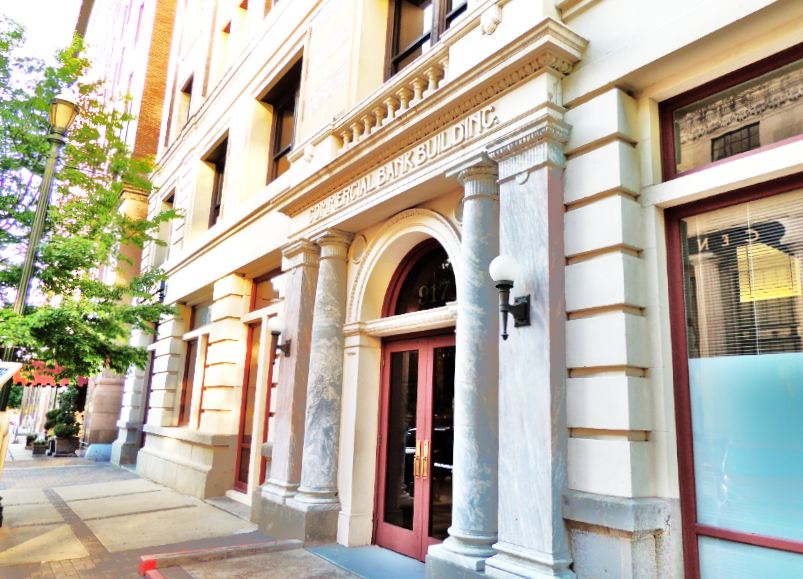 Houston in Pics: Corner of Main and Franklin Street - Commercial Bank B