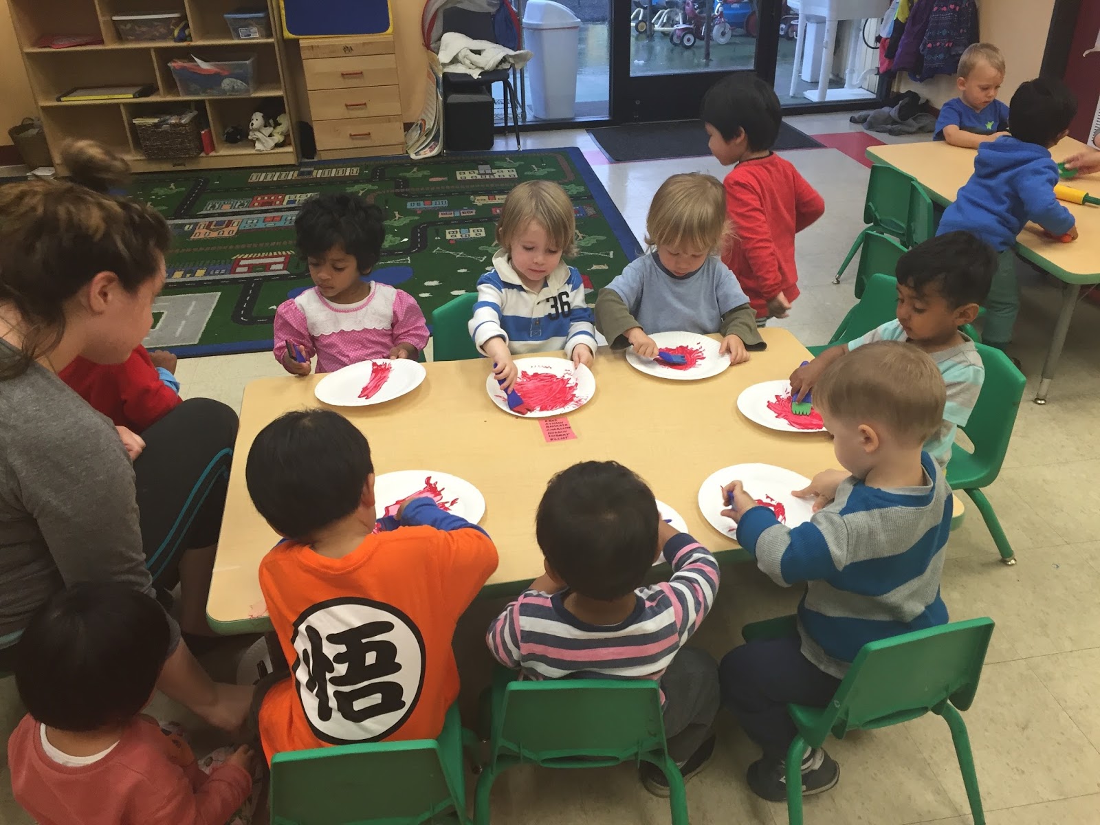 Mats in China: Målar på dagis