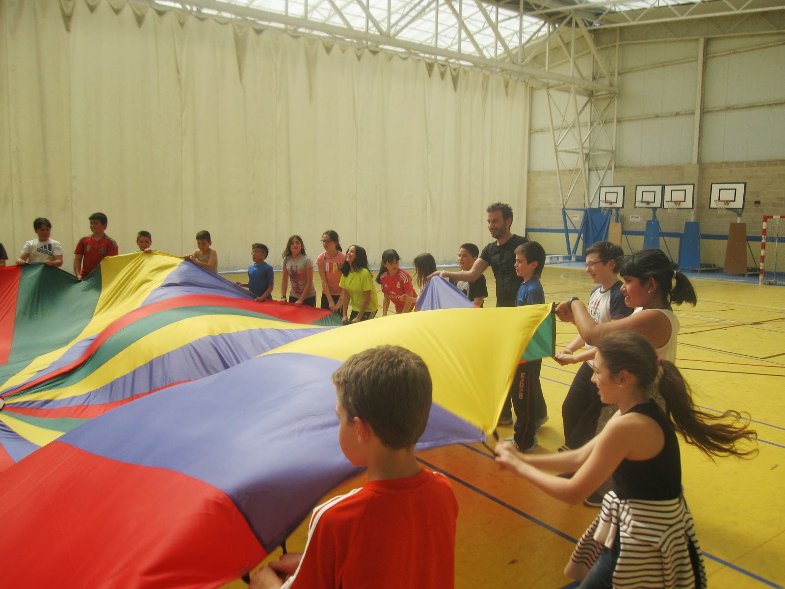 COLEGIO AMOR DE DIOS BURLADA: PRIMER DÍA EN ESTELLA (ENGLISH WEEK)
