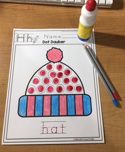 Winter Dot Dauber Fun ~ Preschool Printables