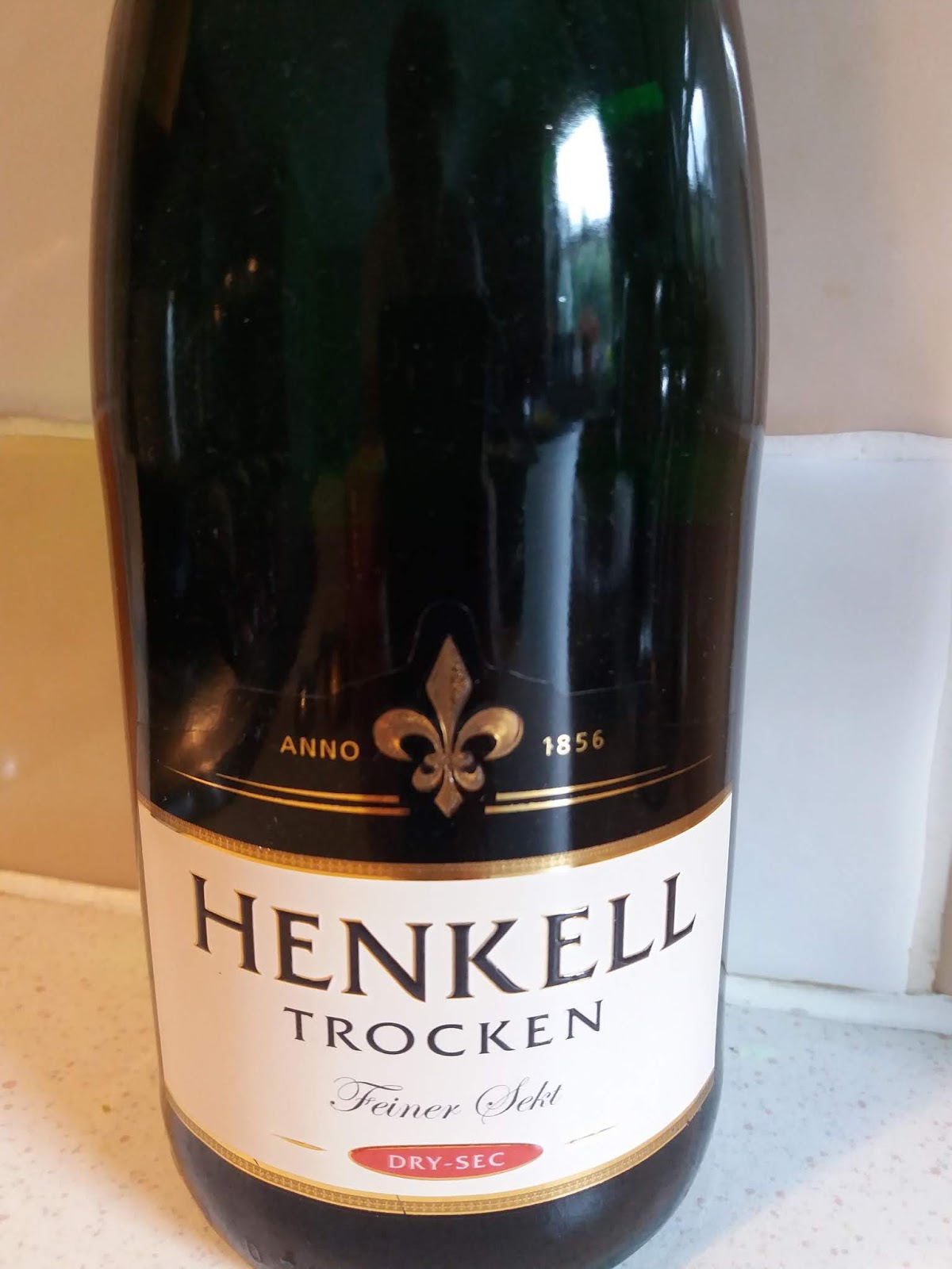 The Cambridge Wine Blogger: Henkell Trocken Sekt