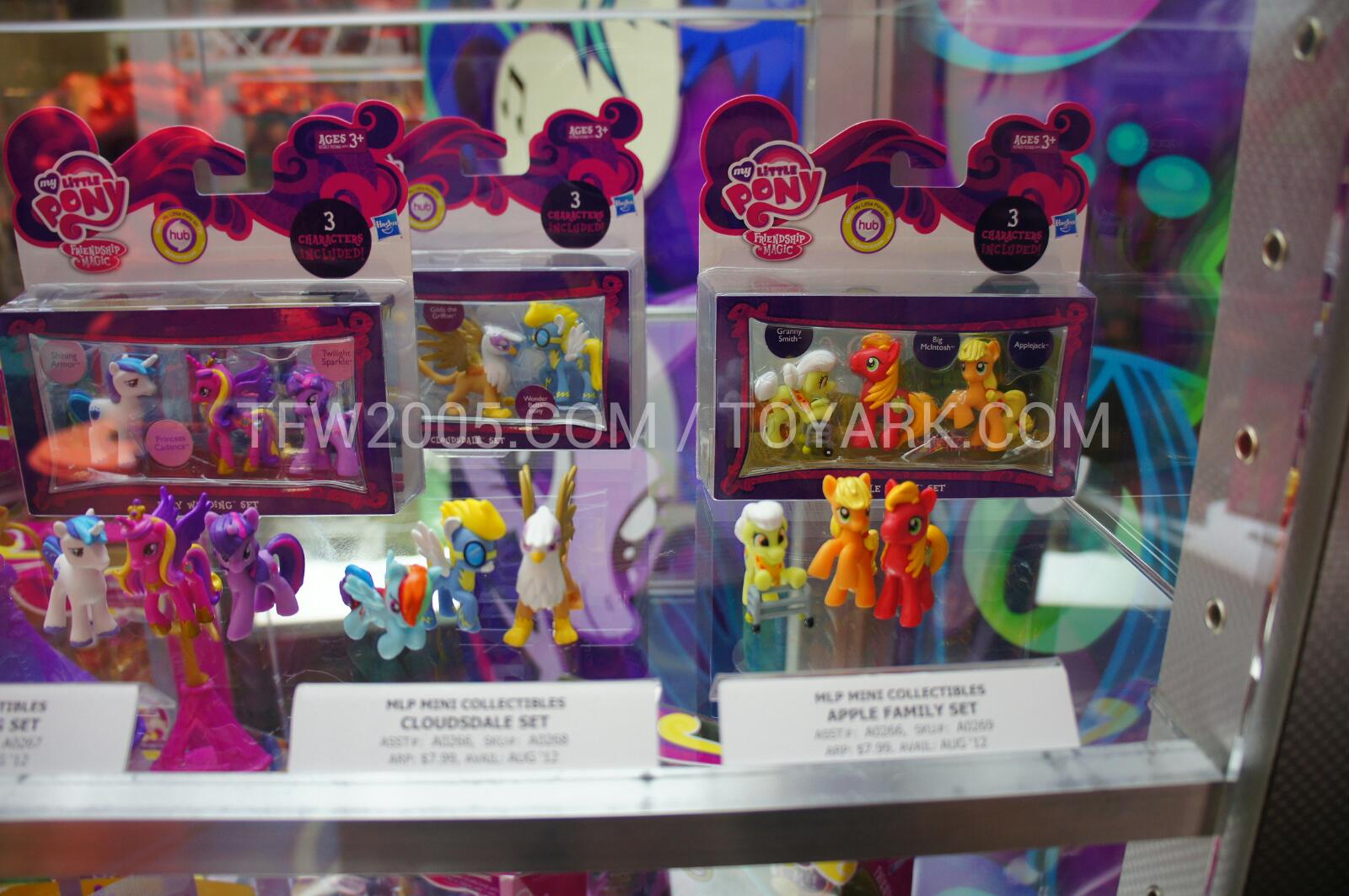 My Little Pony G4: SDCC Pony Display 2012