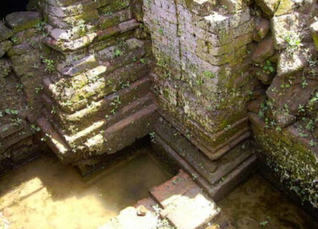 KERAJAAN KEDIRI: CANDI TONDOWONGSO KEDIRI