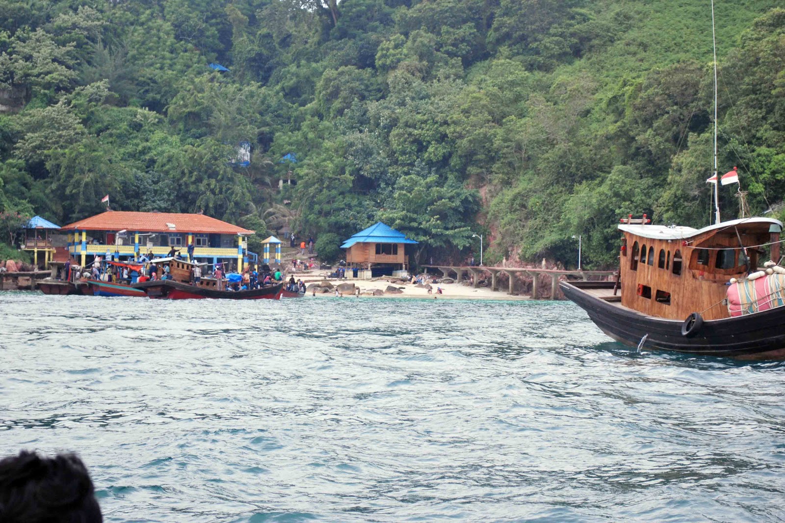ARDIANSYAH: Pesona Alam Wisata Pulau Salah Namo Tanjung Tiram,Batu Bara