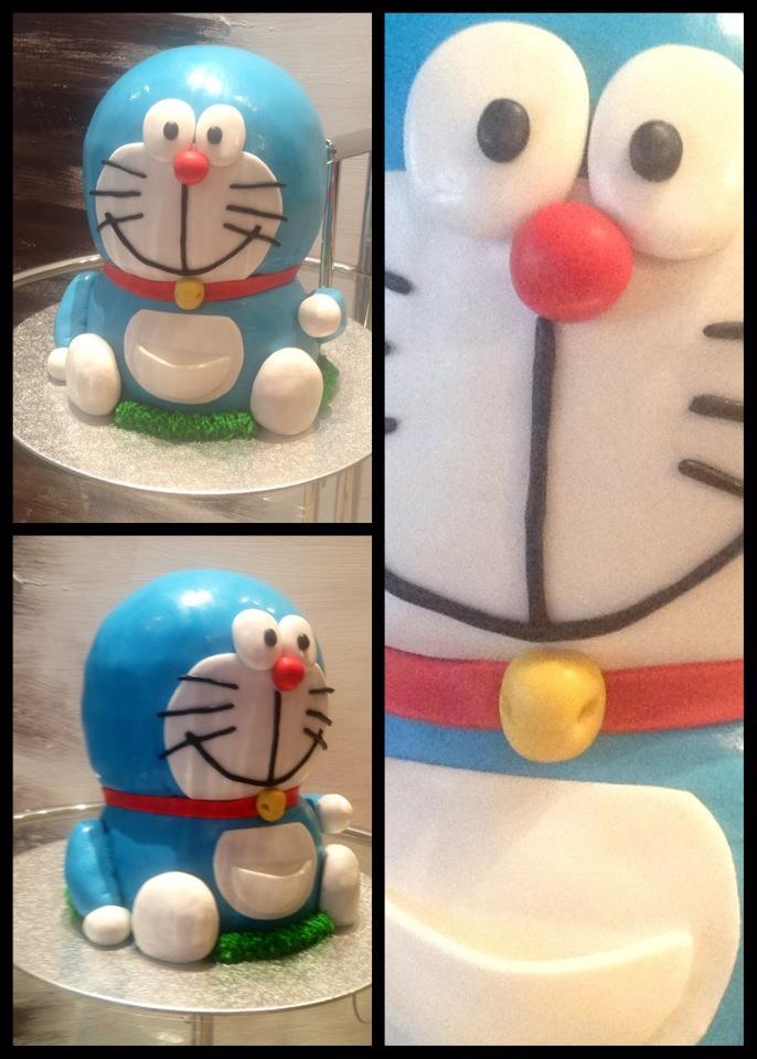 Bib Cake: DORAEMON