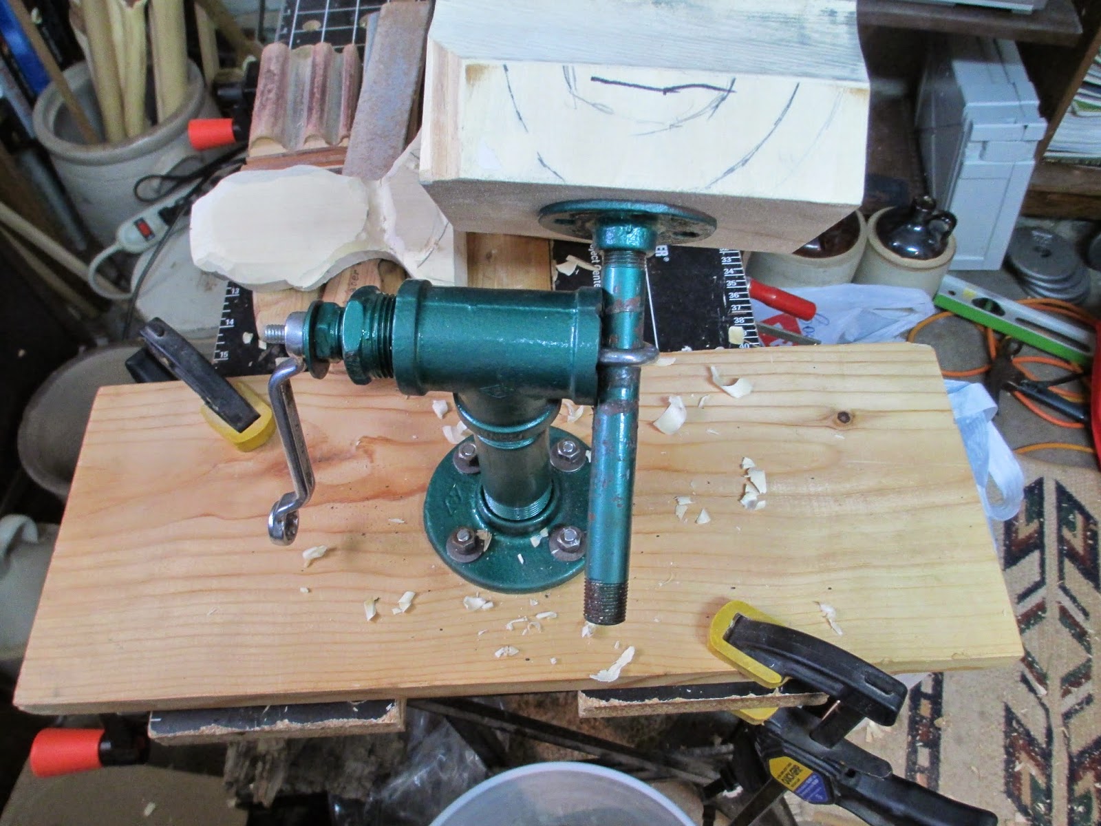 Knotty Wood Spirits: Poor Man's Carving Vise