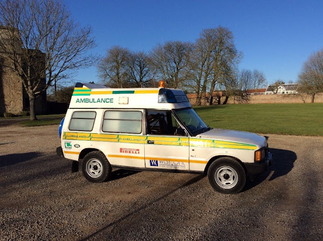 Landrover Defender: Land Rover Discovery 116" ambulance extremely rare ...