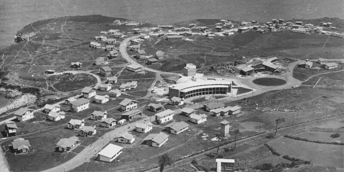 El blog de "Acebedo": La ciudad vacacional de Perlora