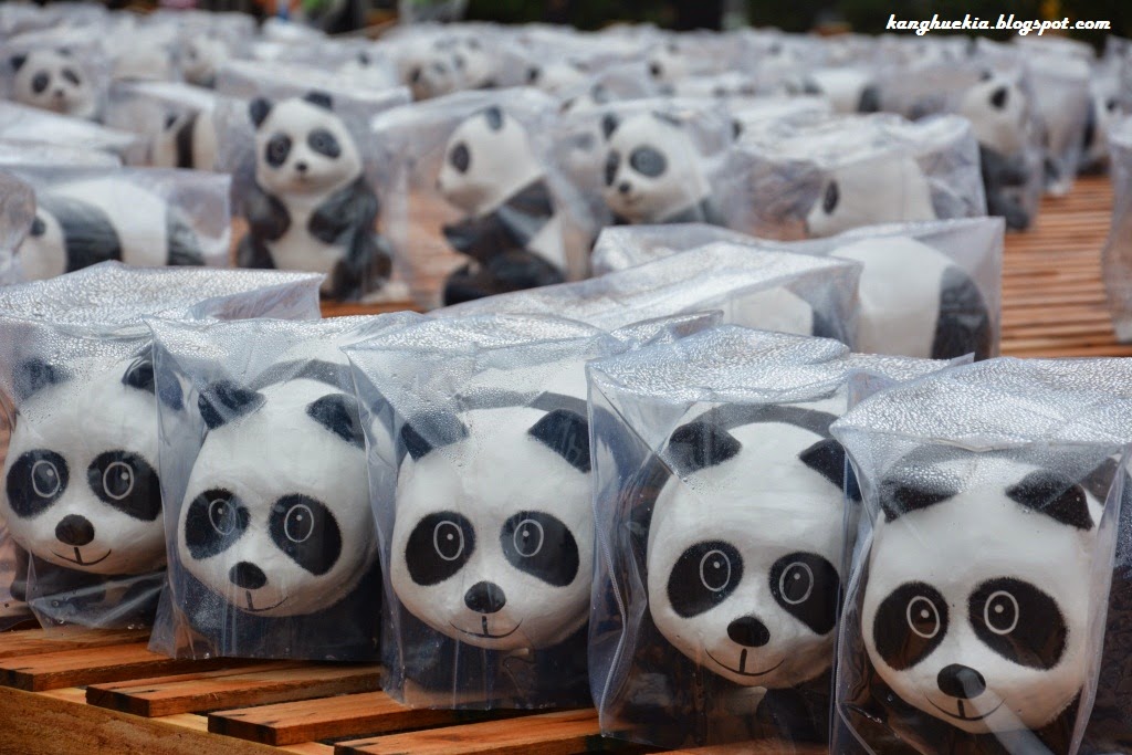 Taiwan - 1600 Pandas World Tour – TaiPei (1600 熊猫世界之旅–台北)