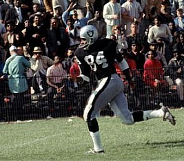 Today in Pro Football History: 1963: Records Fall as Raiders Beat ...