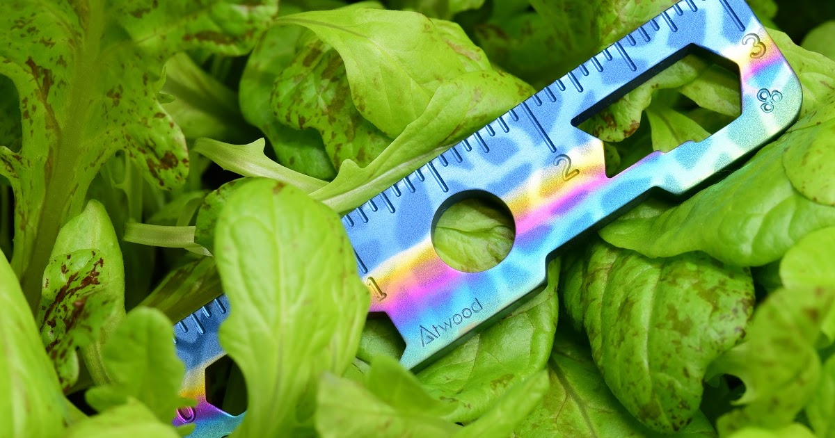 Planet Pocket Tool: Fancy Titanium Rulers