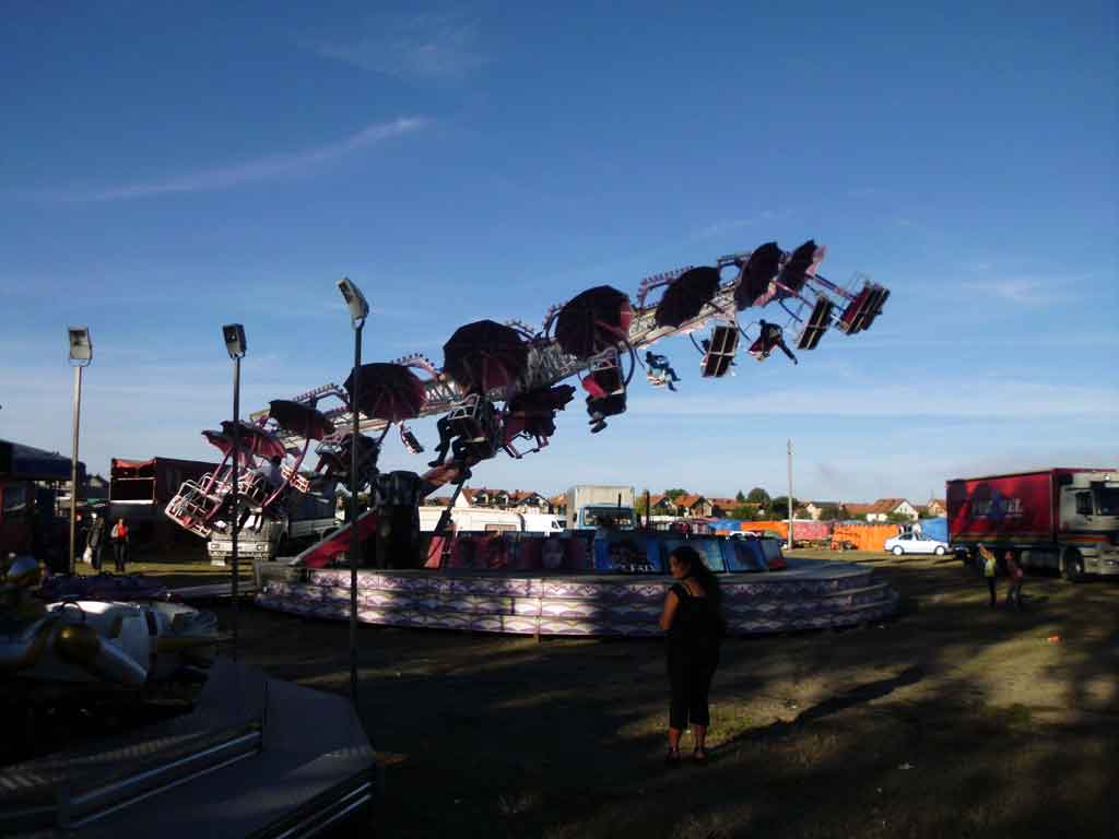 GRAĐANSKI KRUG: Veseli ringišpil