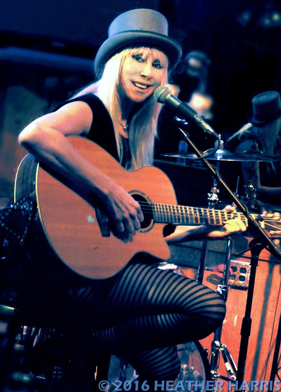 Fast Film: LESLIE KNAUER AND AL TEMAN LIVE 4.23.16, Maui Sugar Mill Bar