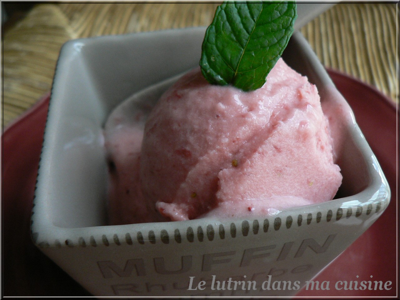 Le lutrin dans ma cuisine: GLACE A LA FRAISE