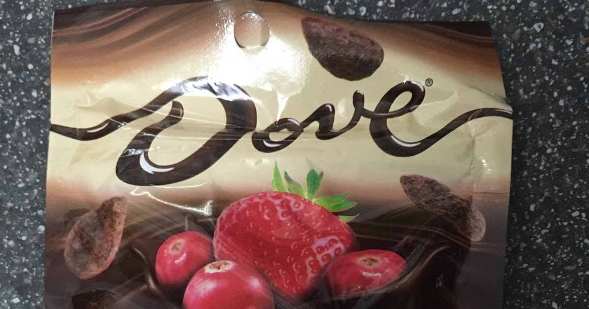 A Review A Day: Today's Review: Dove Strawberry & Cocoa Almond