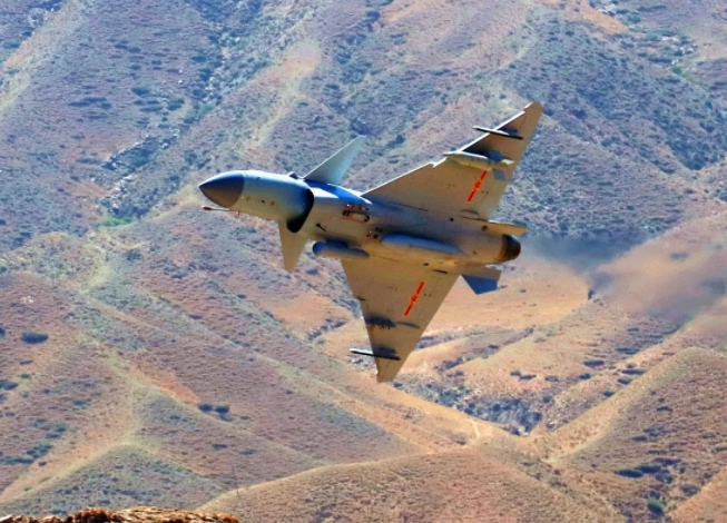 Military and Commercial Technology: China's fighter jet J-10C begins ...