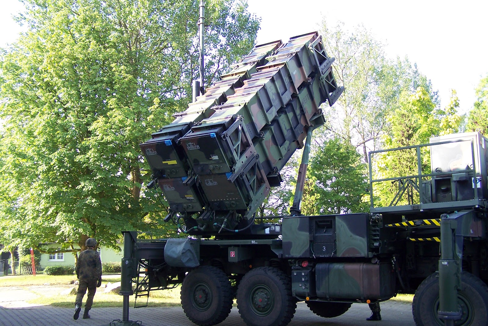 LSK / LV: Ausstellung Sanitz, Buch & DVD 43.FRBr