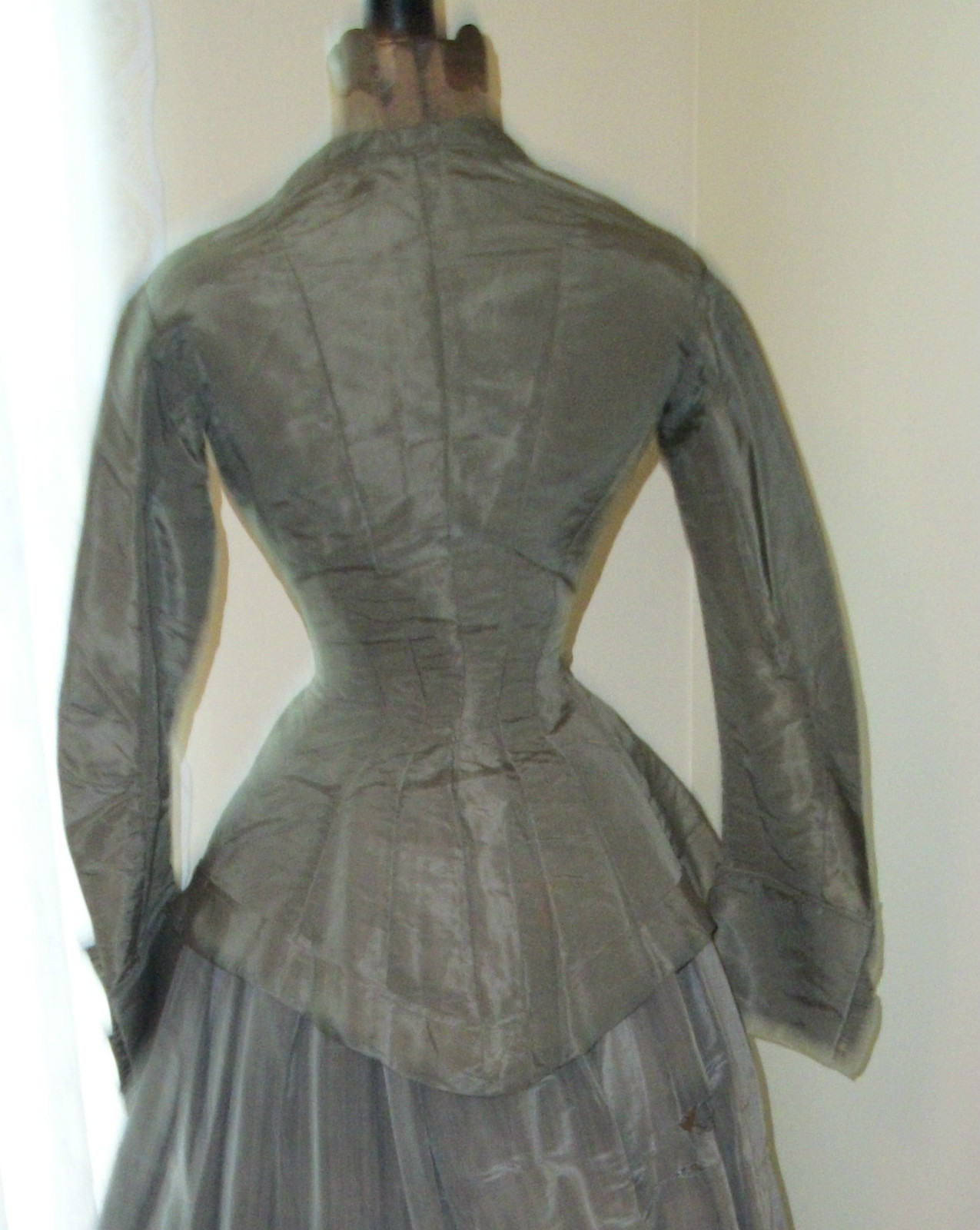 All The Pretty Dresses: Bustle Era Bodice