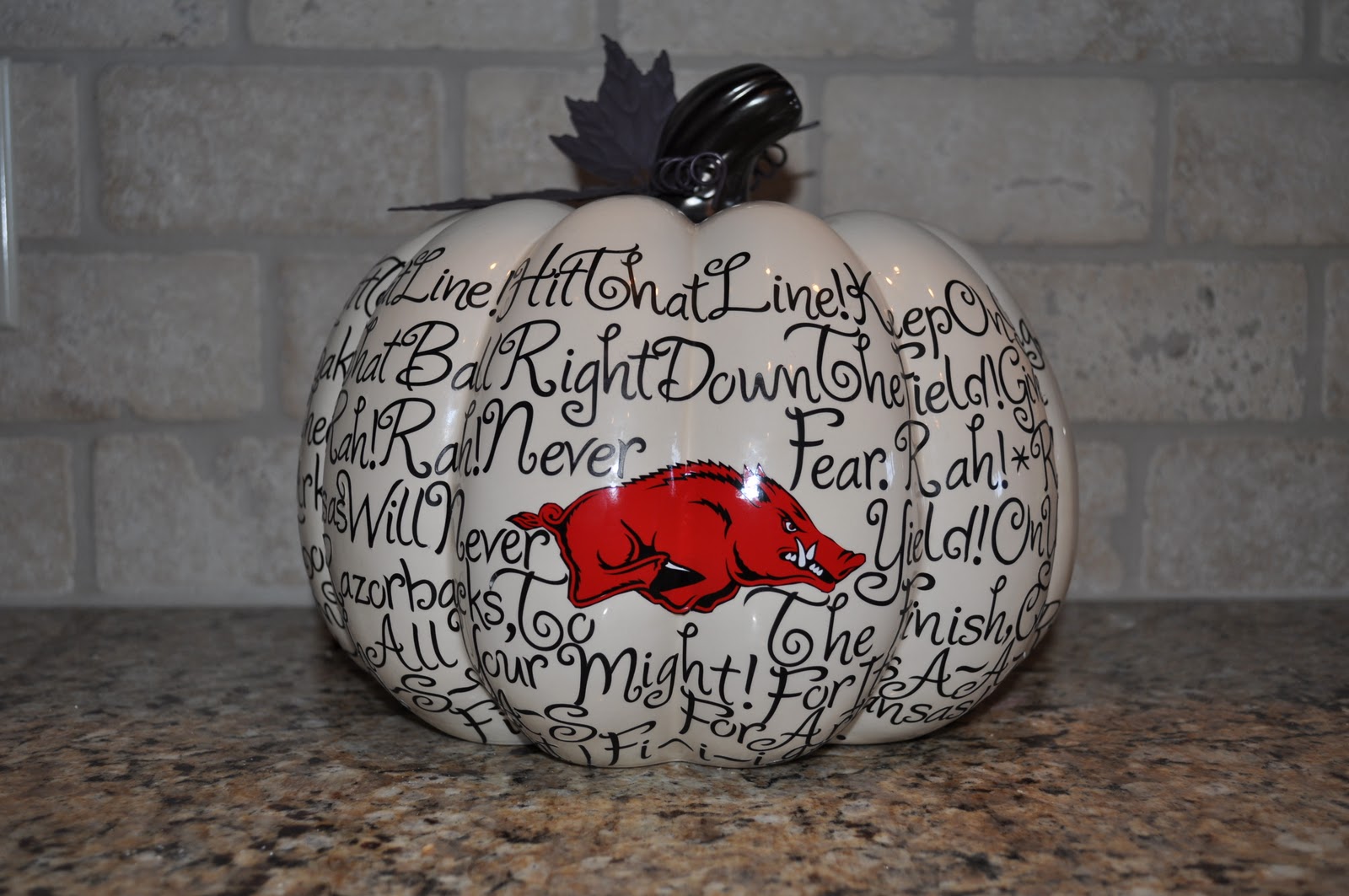 E3 Creations: DIY: Arkansas Razorback School Spirit Pumpkins