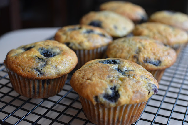 Playing with Flour: Blueberry muffins with orange zest