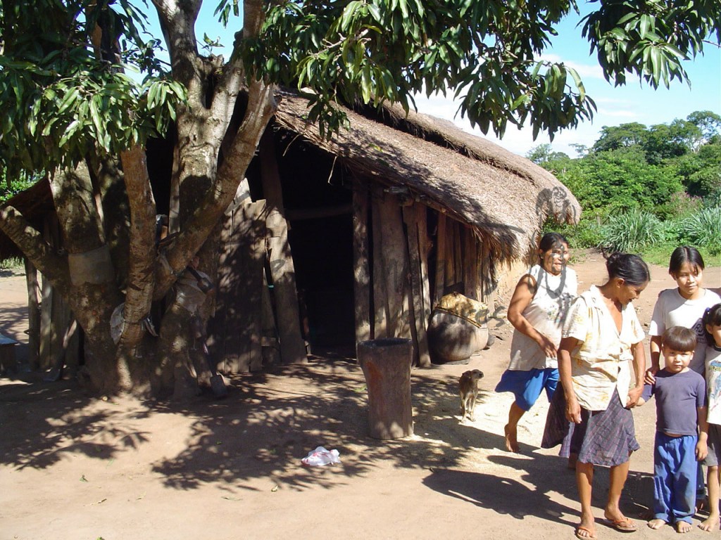 Costumbres y Creencias Chiquitanas: Organizacion social