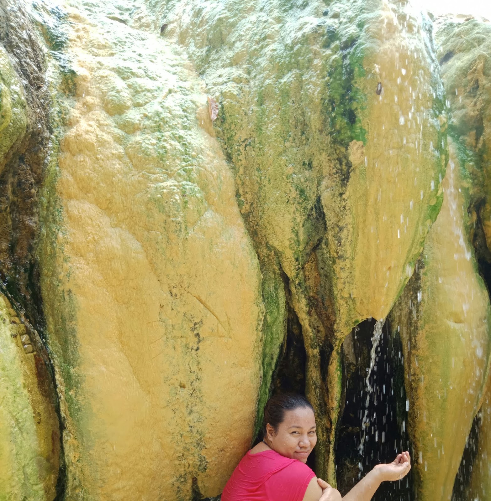 Joyce Laags: Mainit Sulfuric Hot Spring, Maco Comval